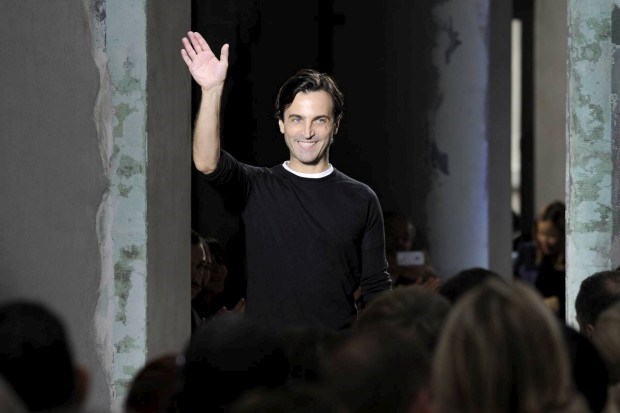 A despedida de Nicolas Ghesquière - Life&Style A despedida de Nicolas Ghesquière - Life&Style