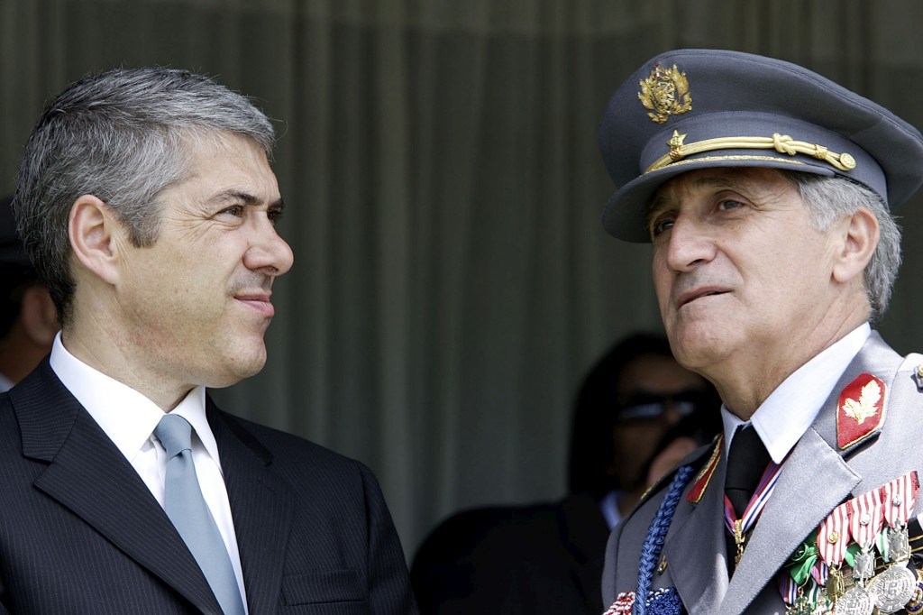 Mourato Nunes, antigo comandante da GNR, vai liderar a Protecção Civil ... Mourato Nunes, antigo comandante da GNR, vai liderar a Protecção Civil ...