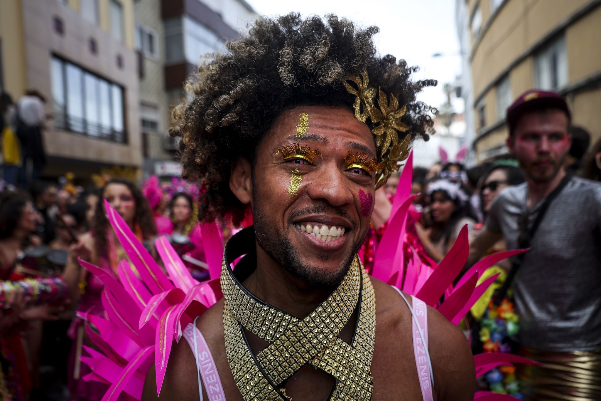 Nota 10!': voz do Carnaval faz 30 anos na apuração e critica🍸 Explore a ...