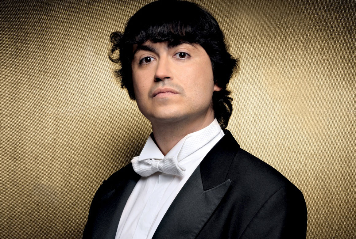 Fernando Alvim, o novo Conde Drácula das viagens