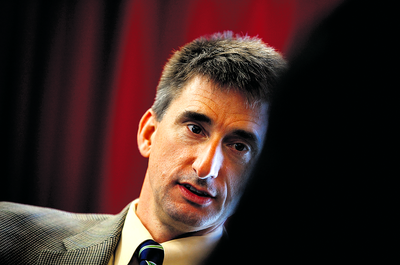 A forma como ensinamos rapazes não é eficaz. Podemos penalizá-los. Ou ...