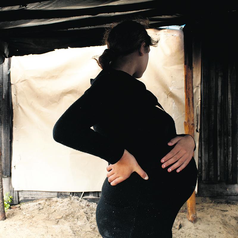 Gracinda, 13 anos, grávida. O Ministério Público disse-lhe que não tem ...