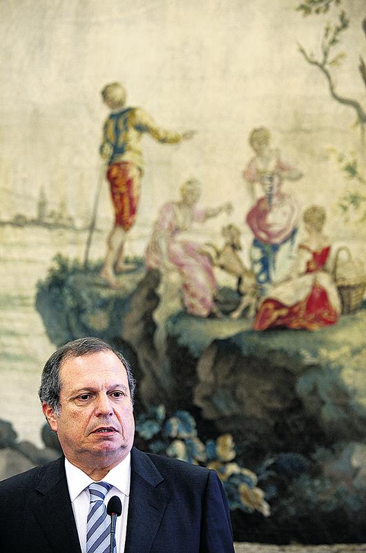 Interpelação ao Governo de Carlos César serviu de ensaio à campanha ...