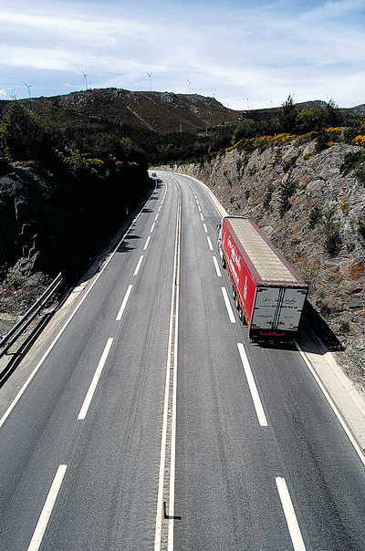 Estradas de Portugal "perdoou" 230 milhões a concessionária da auto ...