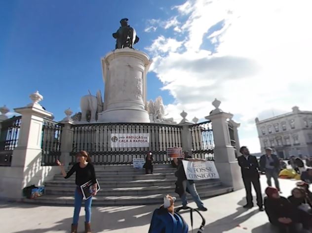 A caça à raposa é uma prática "cruel e bárbara” | Video 360 | PÚBLICO