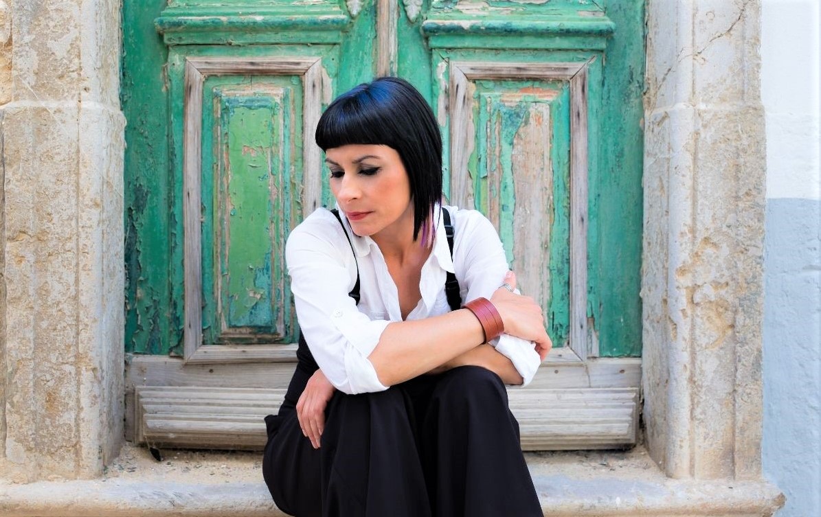 Viviane celebra a sua ligação a Portugal com a canção “Oh! Meu pequeno ...