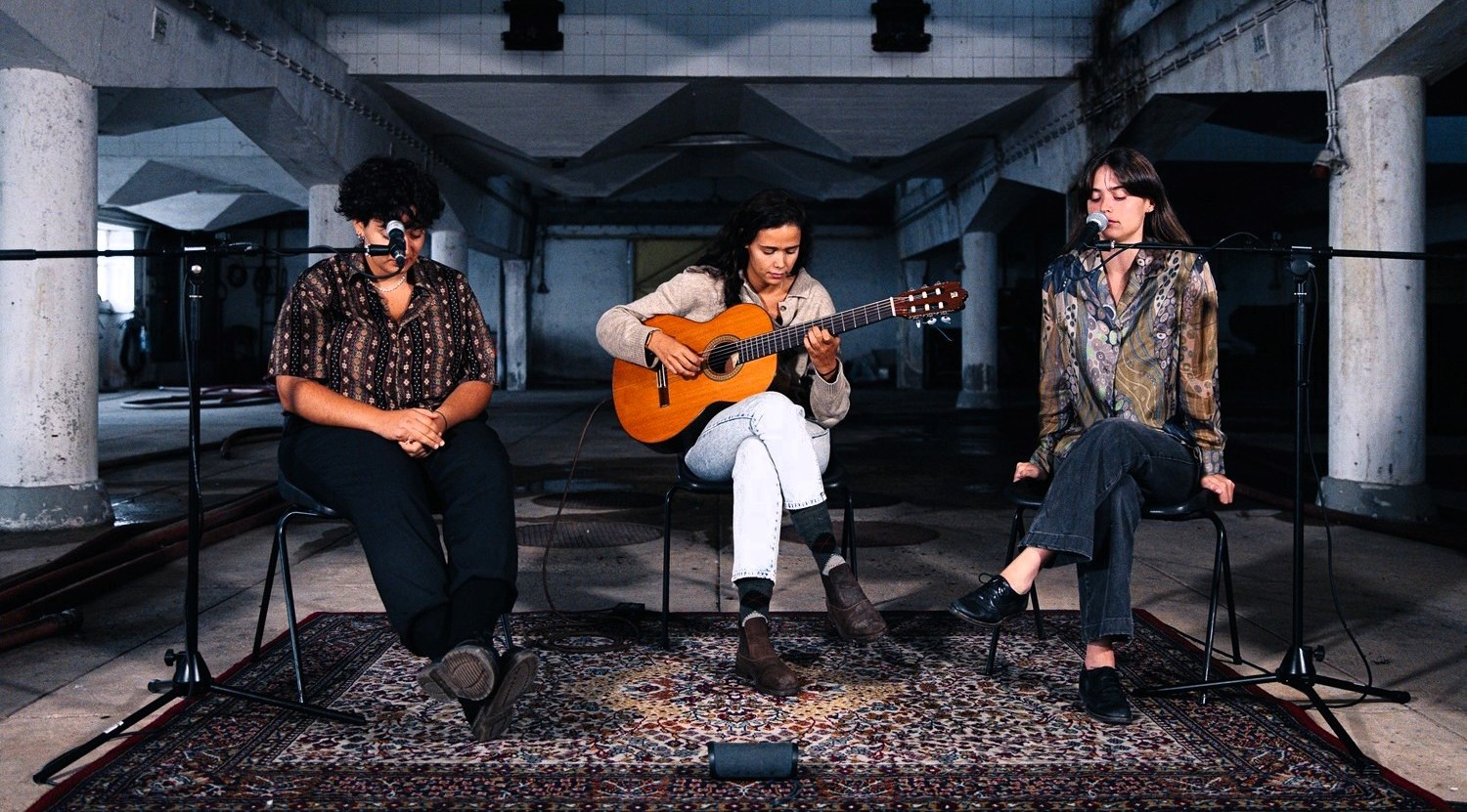 MALVA estende um “manto azul” com Mimi Froes, a anunciar um segundo ...